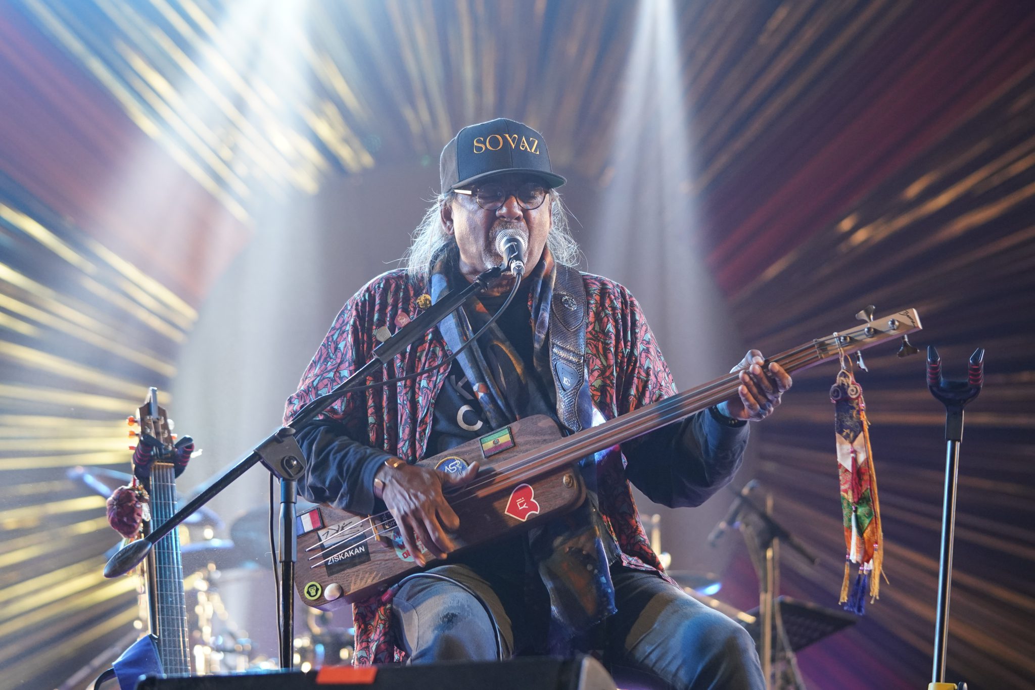 GILBERT POUNIA (Ziskakan Band – Reunion Island) – Seher India